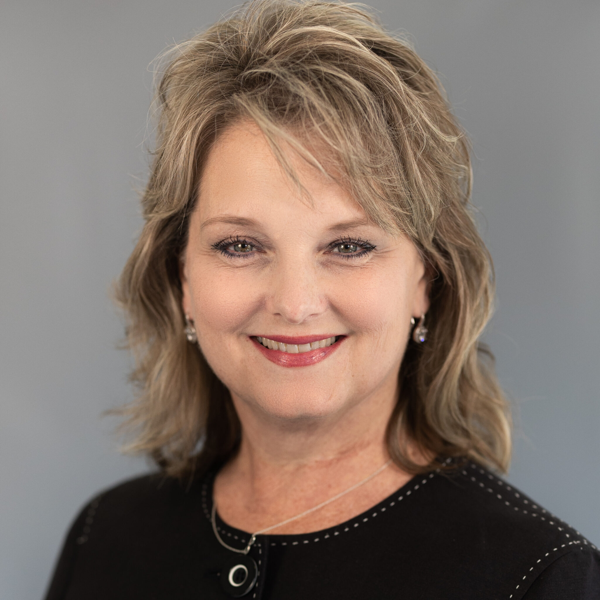 BOD Headshot Kimberly Thompson (SOH) - Houston Recovery Center